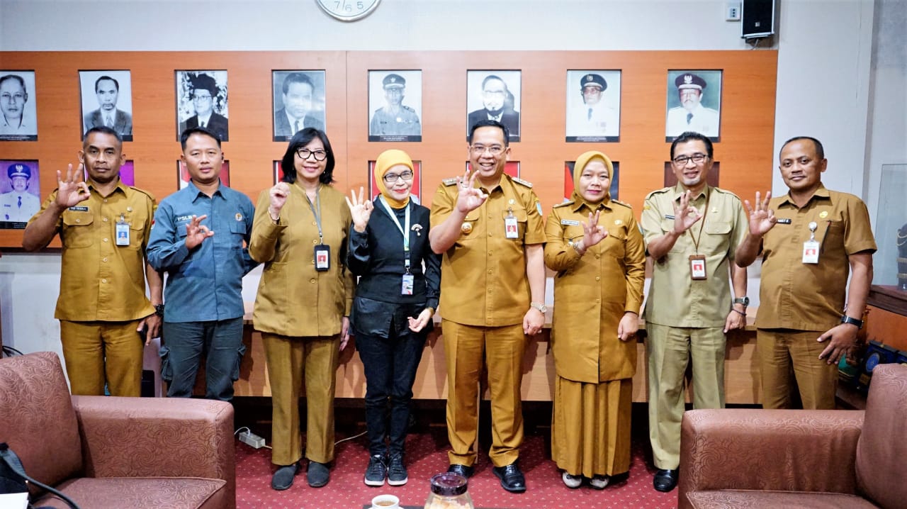 KUNJUNGAN PEMBINA TPA DARI KLH, DISAMBUT WALIKOTA PROBOLINGGO DAN ...